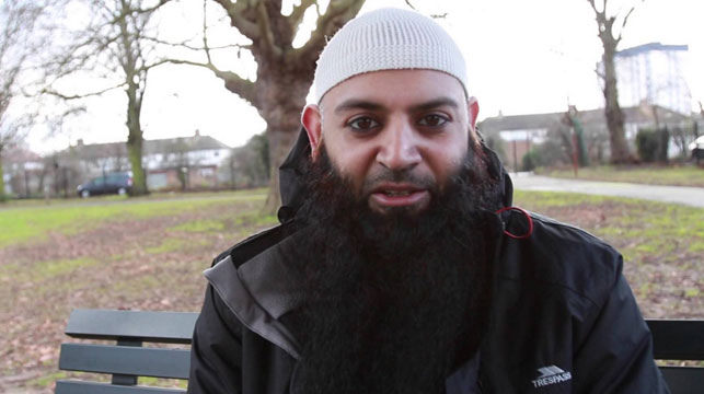 Jihadi radicals in a NSW prison are appealing for money on social media