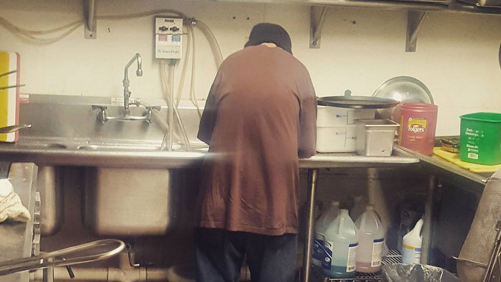 US café owner gives homeless man a job after he entered her shop ...