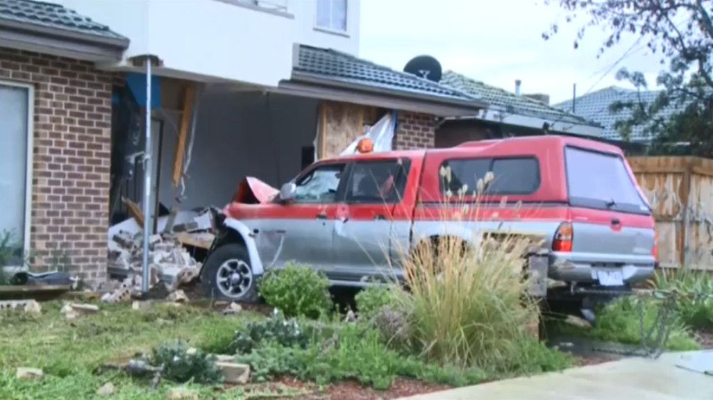 Car slams into house in Melbourne's east - 9News