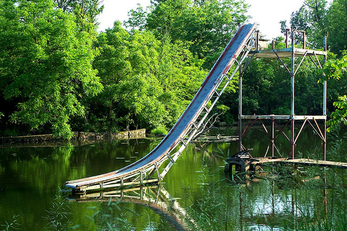 Spooky abandoned water parks reclaimed by nature - 9Travel