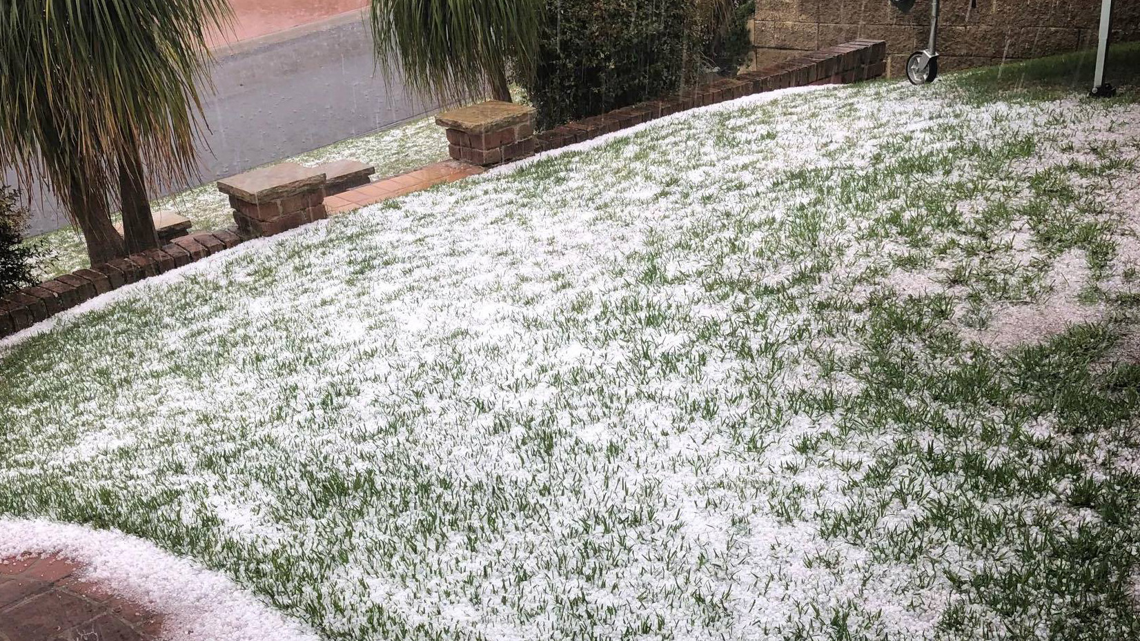 Hail hammers suburbs as heavy thunderstorm hits Sydney