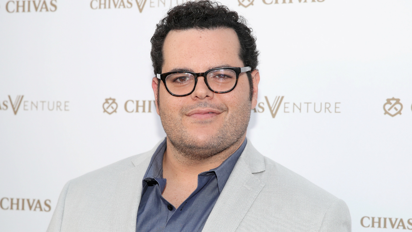 Josh Gad reveals friend's child died in Florida school shooting: 'I'm ...