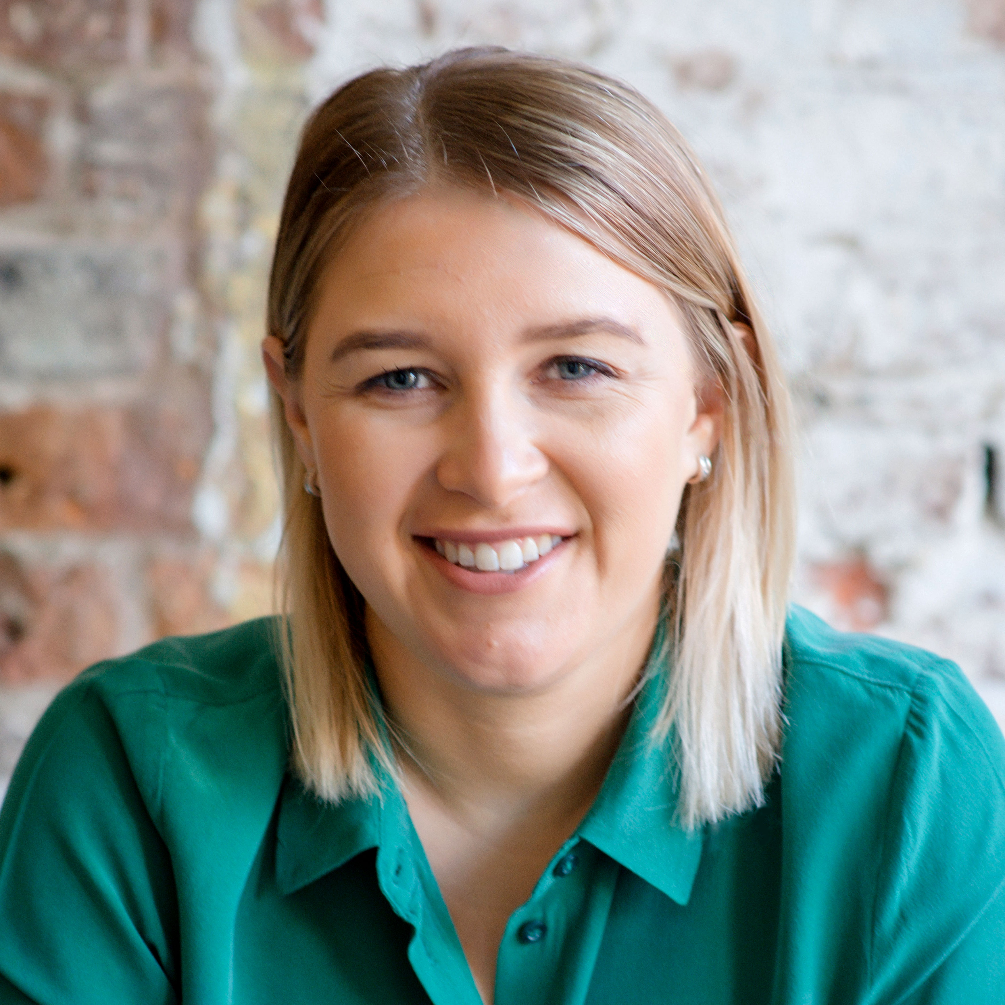 Victoria Rains's Instagram, Twitter & Facebook on IDCrawl