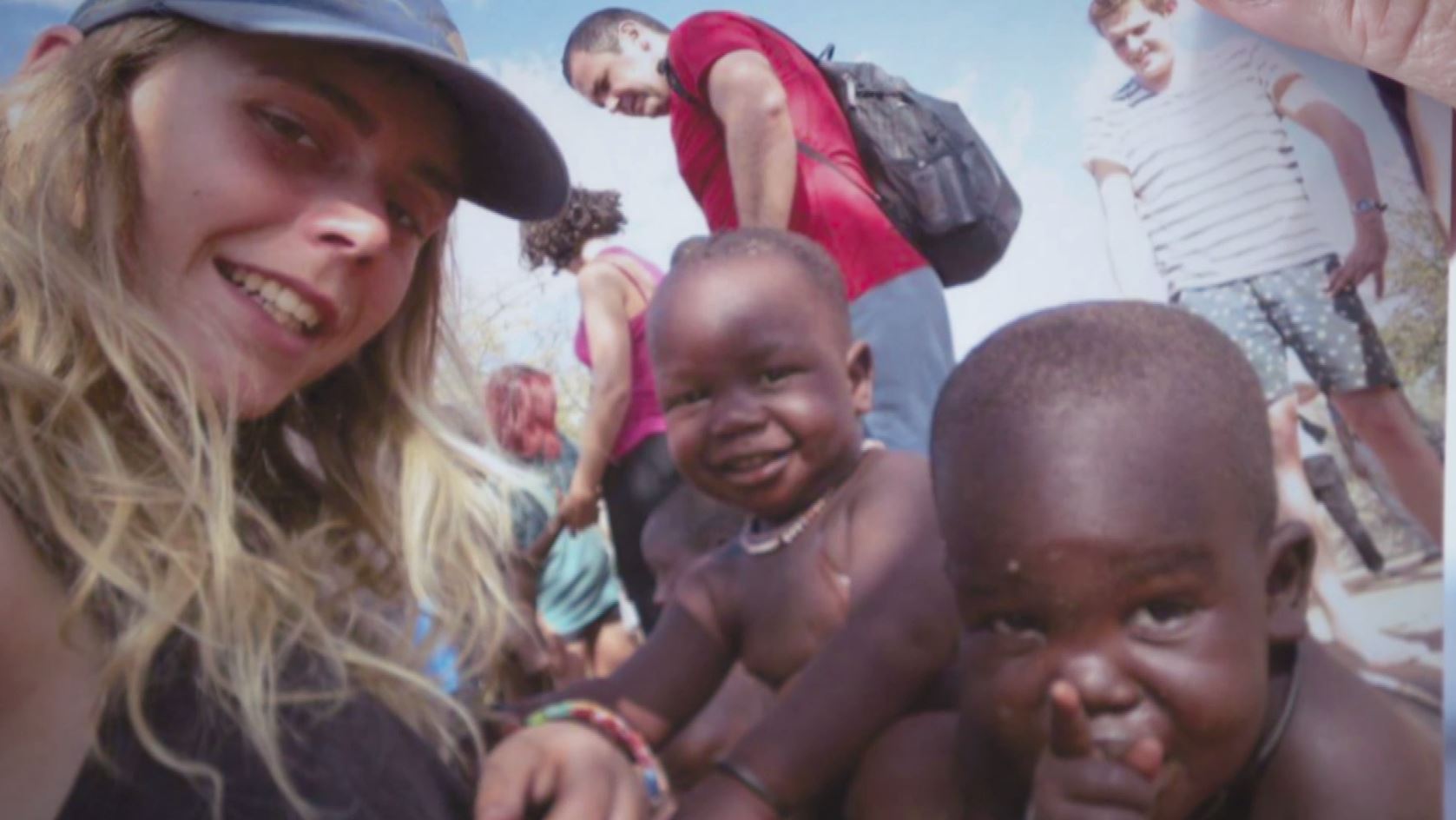 Elly Warren's mother calls for AFP to help solve Mozambique death