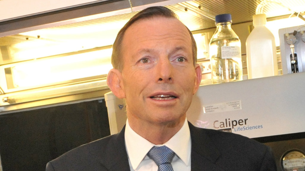 Abbott rejects fundraiser claims - 9News