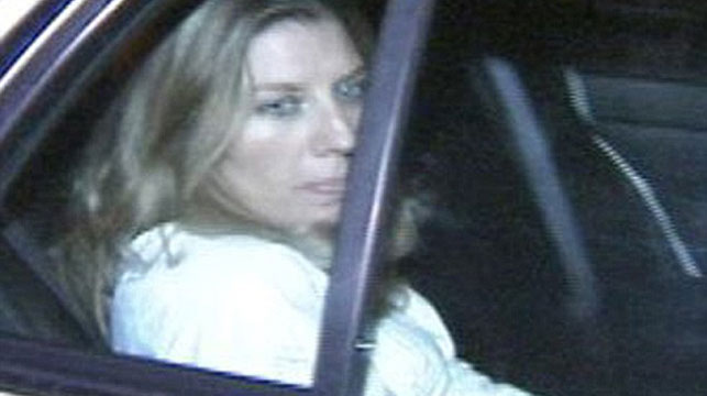 Bride 'shoots niece dead' on wedding day - 9News