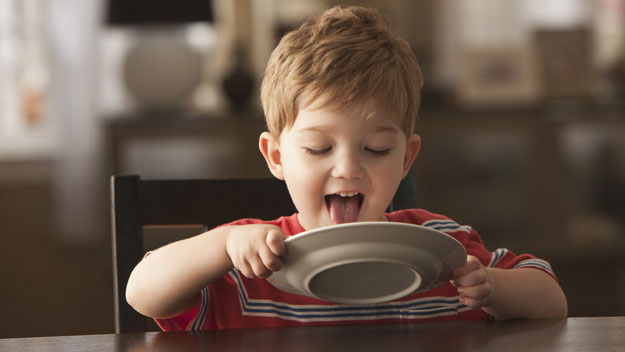 Making kids 'clean their plates' could be fuelling obesity: study ...