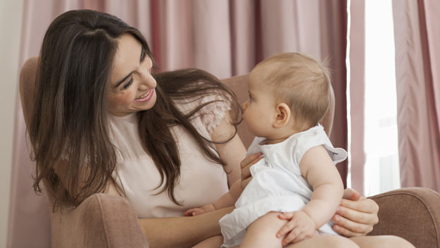 Bouncing babies are more cooperative, study finds - 9Coach