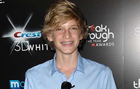 Cody Simpson wins Breakthrough Internet Sensation award - 9Celebrity