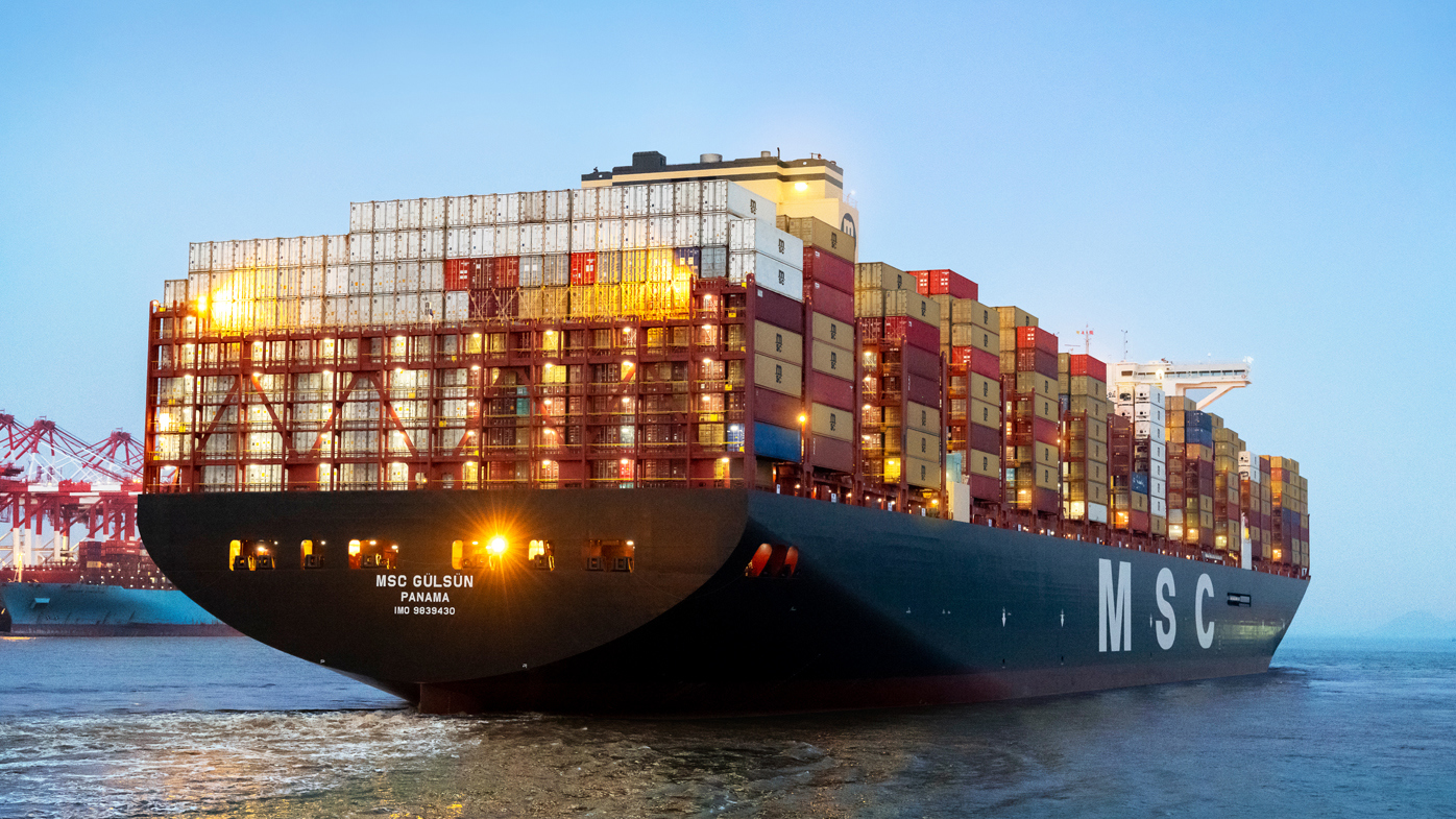 World s Biggest Cargo Ship MSC G ls n Smashes Record As It Docks In