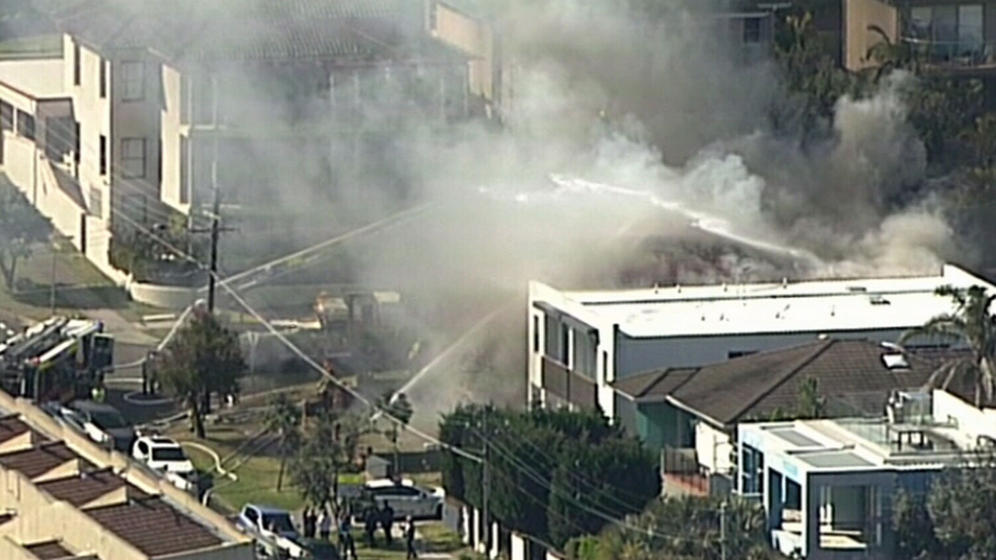 Dover heights: Man rushed to hospital after house fire in Sydney's ...