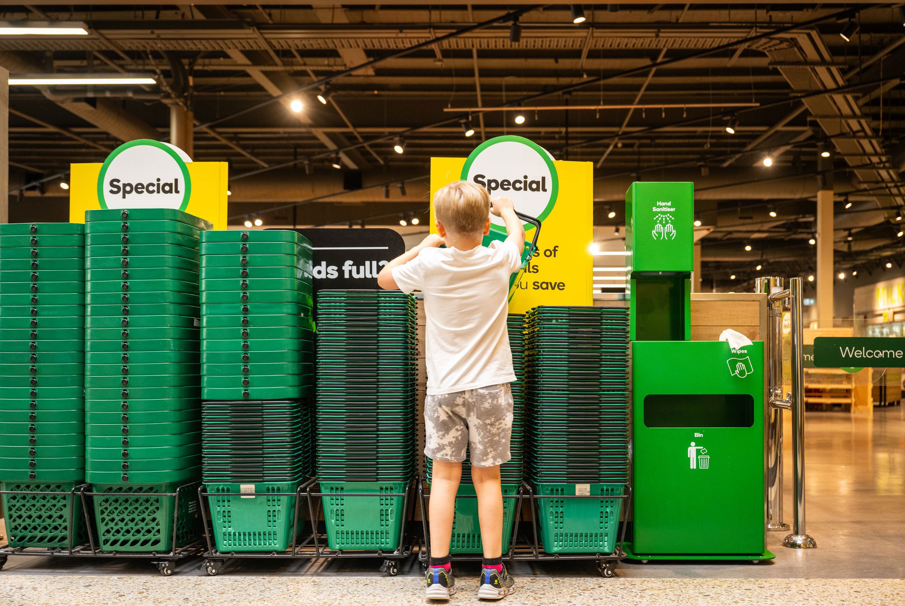 Woolworths announces second change Everyday Rewards program - NetFM