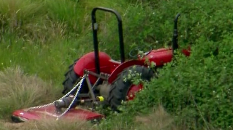 Woman loses both legs, one arm, in tractor accident | Flipboard