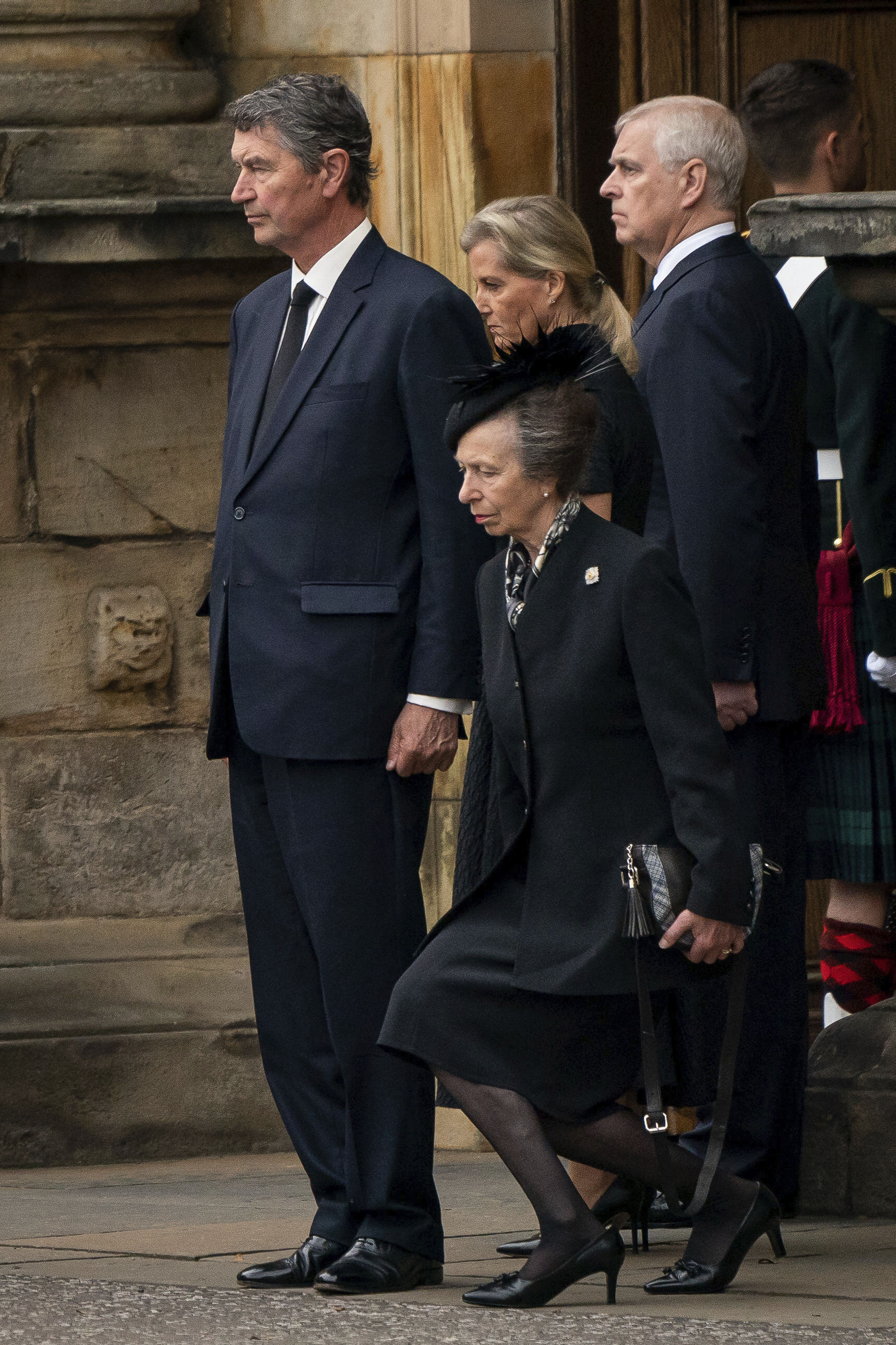 CAPTION CORRECTS BYLINE Princess Anne curtseys the coffin of Queen ...